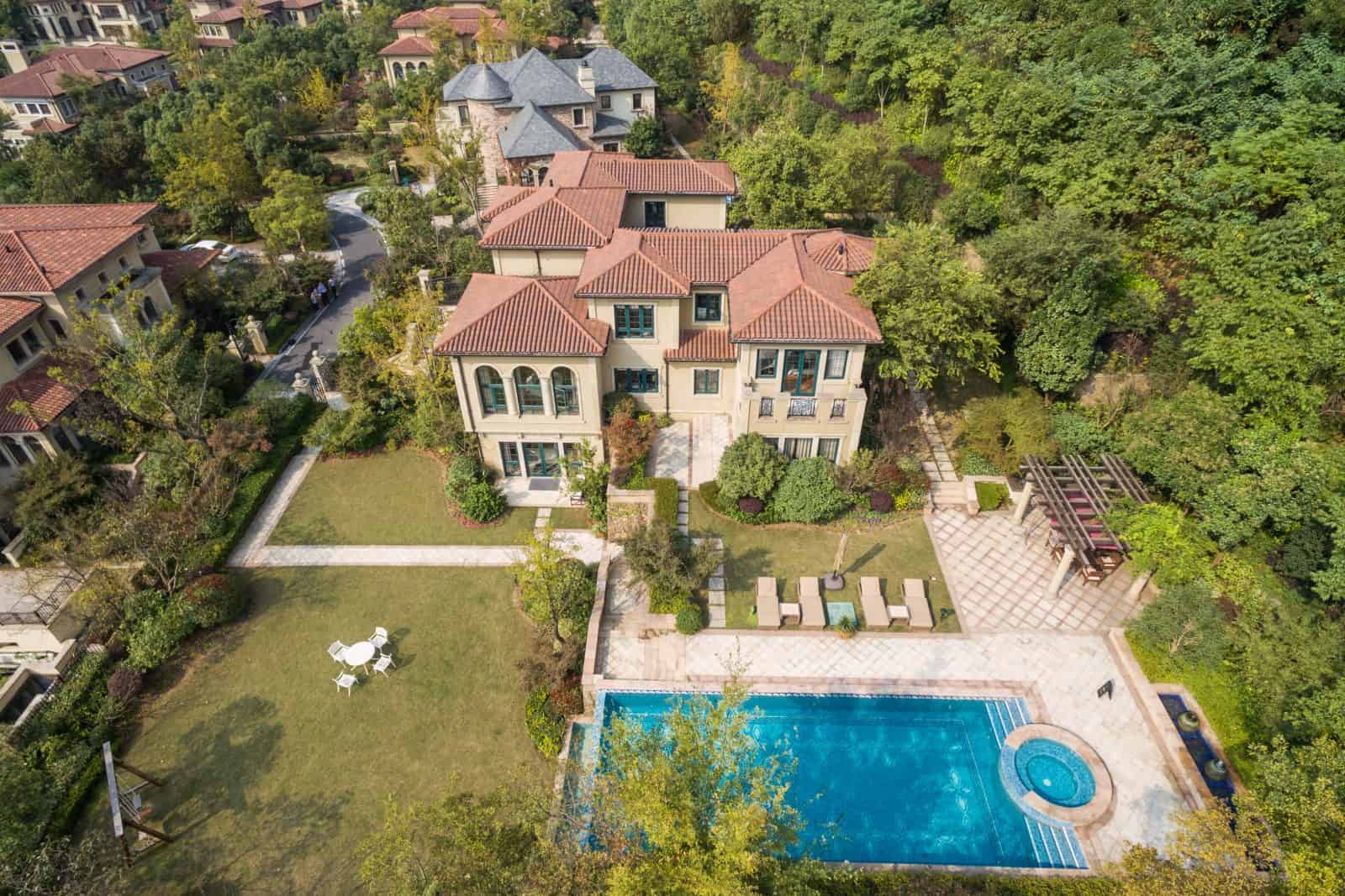 Residential Real Estate Drone Photography & Video - Dronegenuity.com