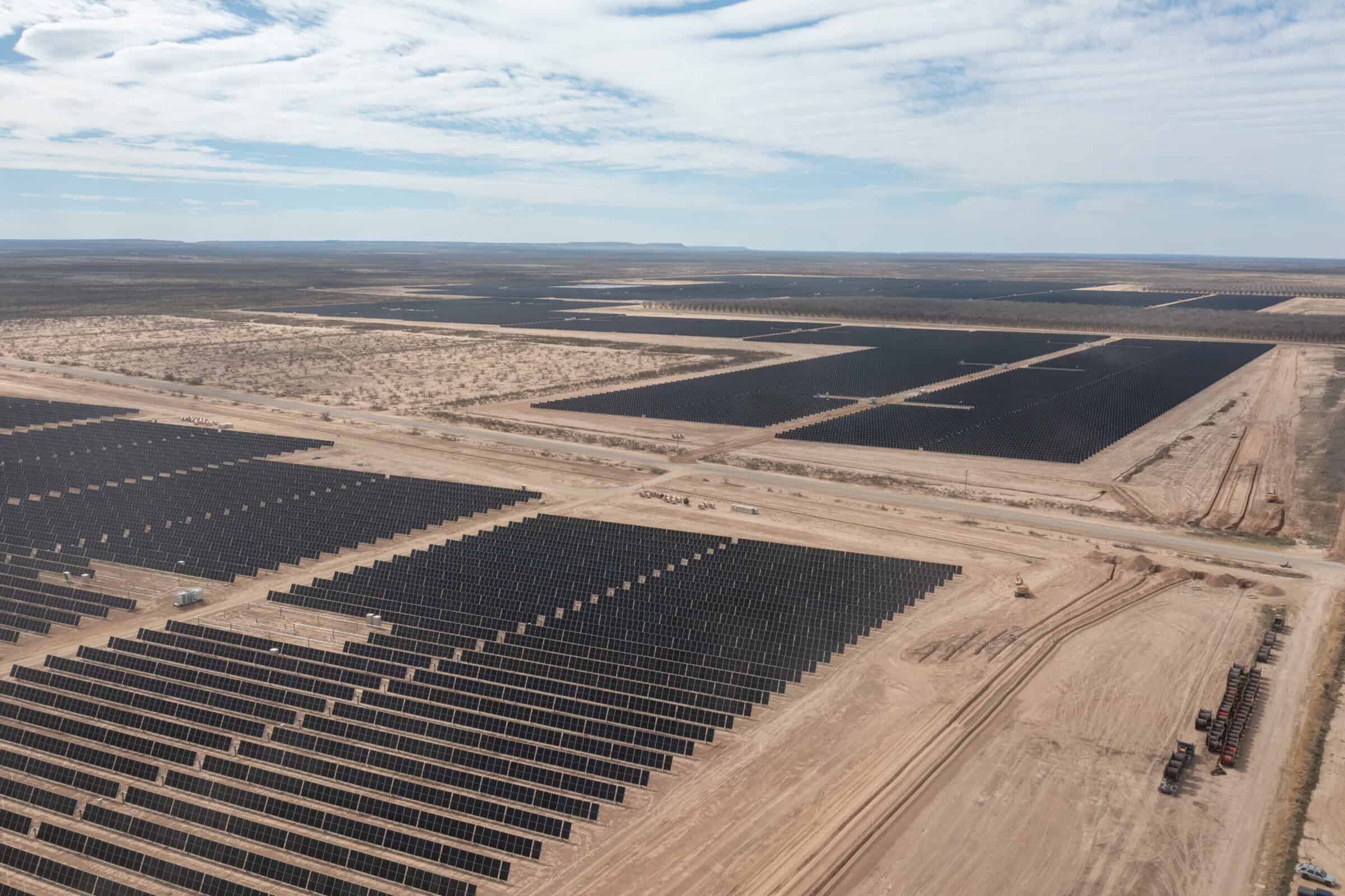 Girvin, TX- Large solar field being installed - dronegenuity